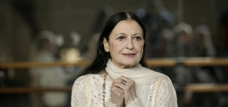Carla Fracci Una Vita Per La Danza